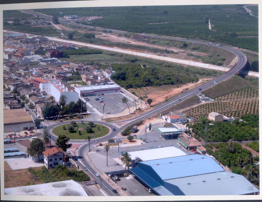 +Se inician las obras de urbanización de la unidad de ejecución "Camí fondo" - L'ajuntament de ...
